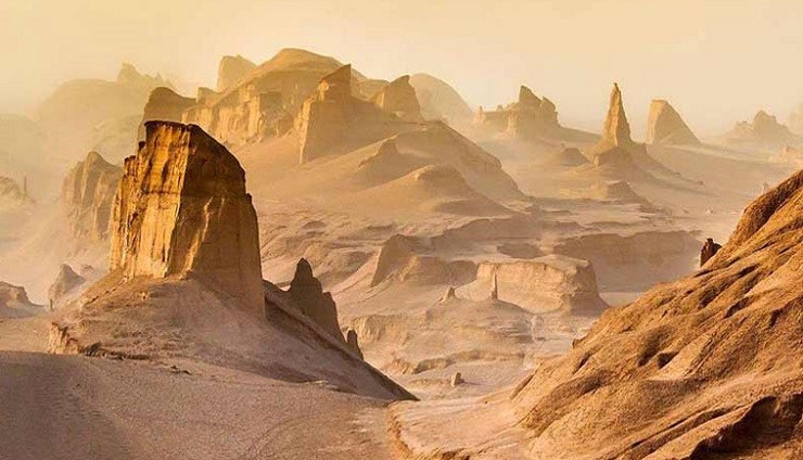 where is the loot desert : The attractions of Dasht Lot - Gulf City Pedia